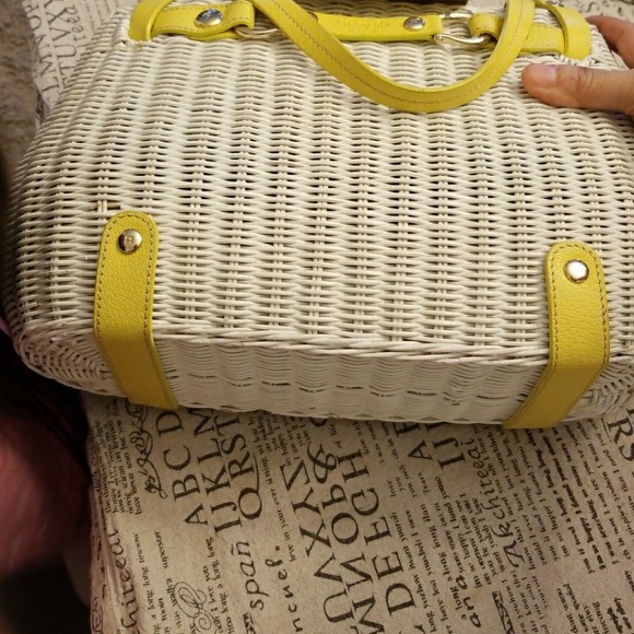 kate spade | Bags | Basket Weave Hand Bag | Poshmark
